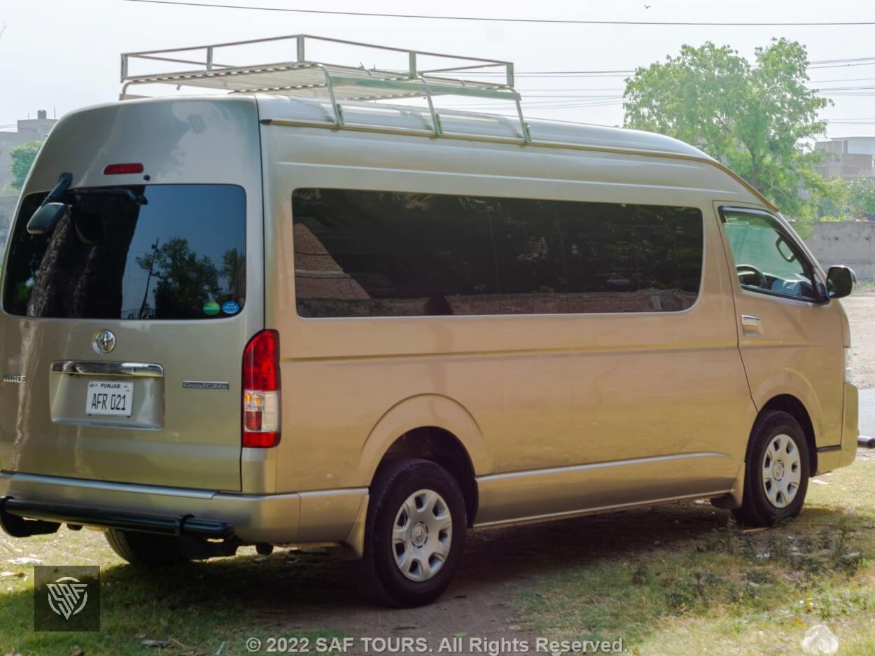 Toyota Hiace Grand Cabin rent Lahore | 03042795250